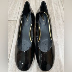 Geox | Shoes | Geox Chloo Patent Leather With Gold Heels Size New ...